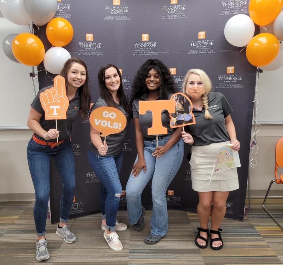 Dean's Undergraduate Ambassador Board - Office of Advising and Student ...